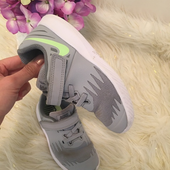 Nike | Shoes | Authentic Boy Nike Sneaker Us Size 9c | Poshmark